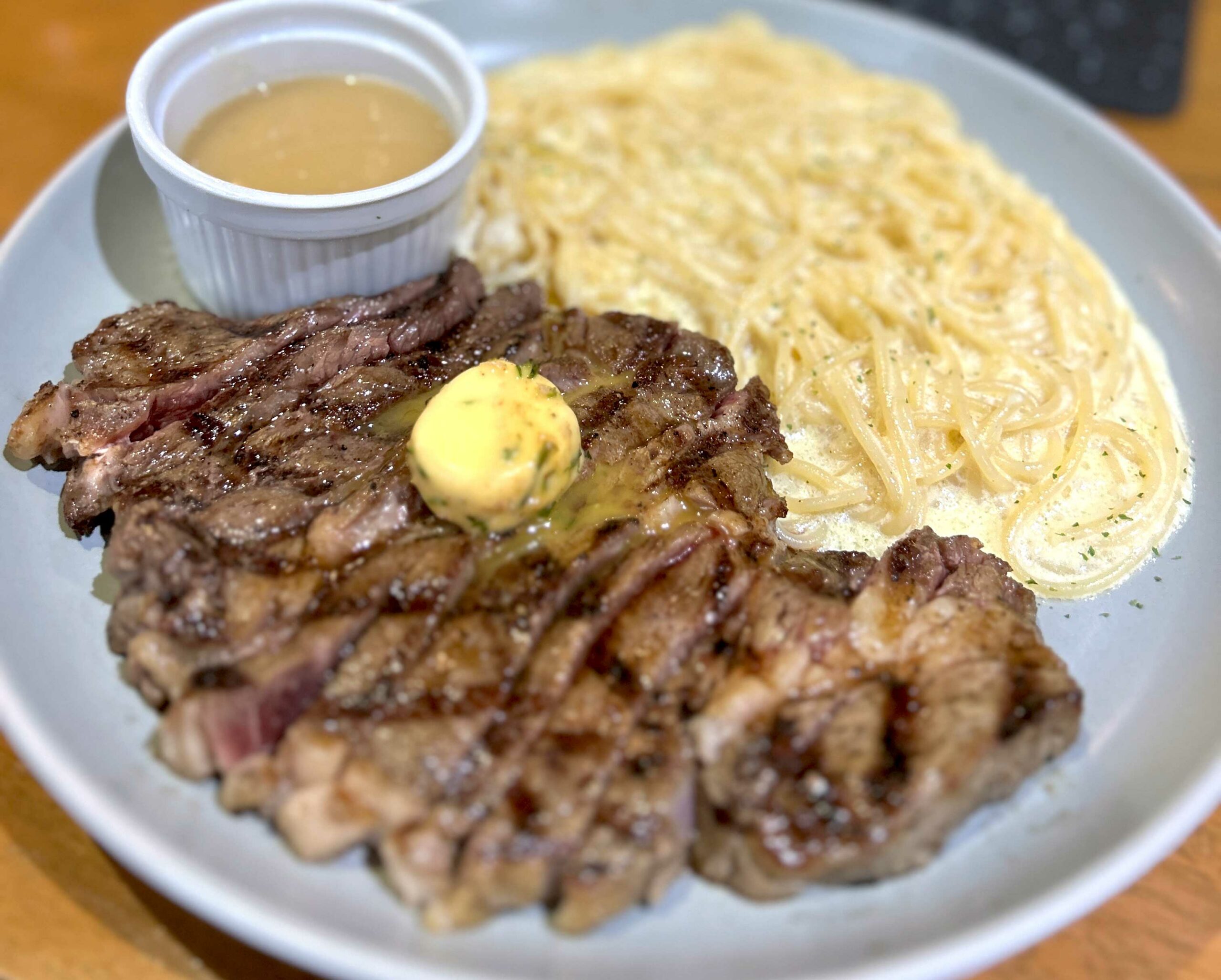 「Steak To One」フィリピンの美味しいステーキを楽しむならこのお店が一押しです。 | 海外で生きる「note」バズリーチ